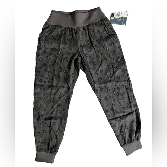 Democracy | Pants & Jumpsuits | Democracy Gray Animal Print Pull On ...
